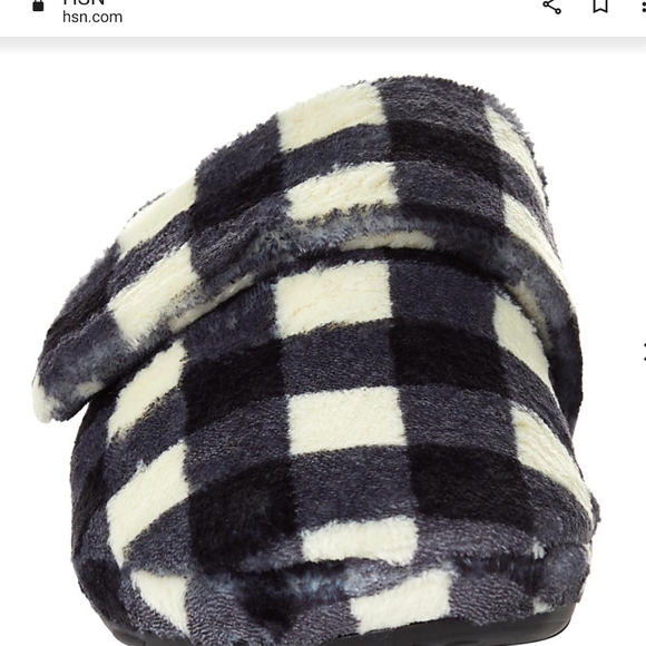 Aetrex | Shoes | Nitb Aetrex Mandy Faux Fur Slipper Black Checkers ...